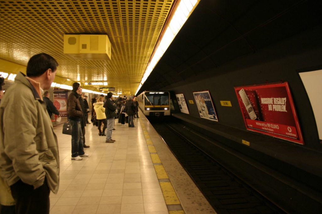 Metro de Milán - Turismo.org